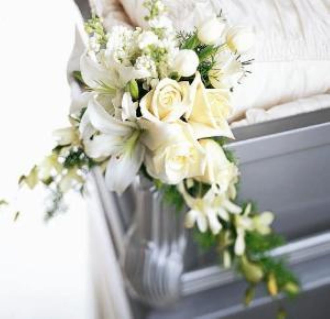 Elegant Remembrance Casket Adornment– North Star Blooms